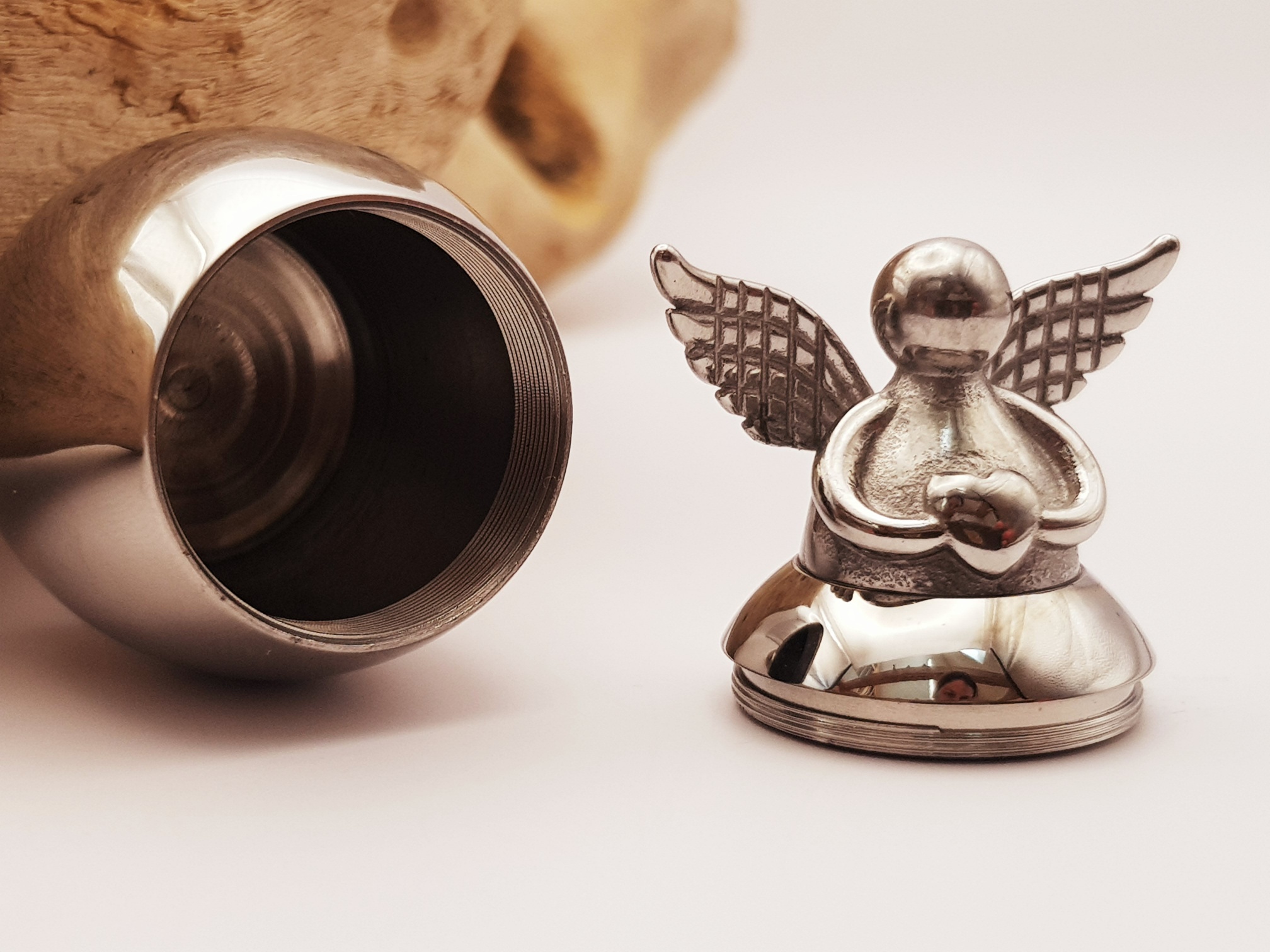 Mini Urne Engel aus Edelstahl - Schmuckurnen, Ascheschmuck, Mini Urne ...